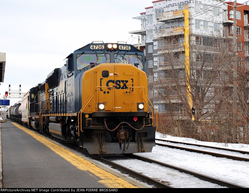 Close UP CSX